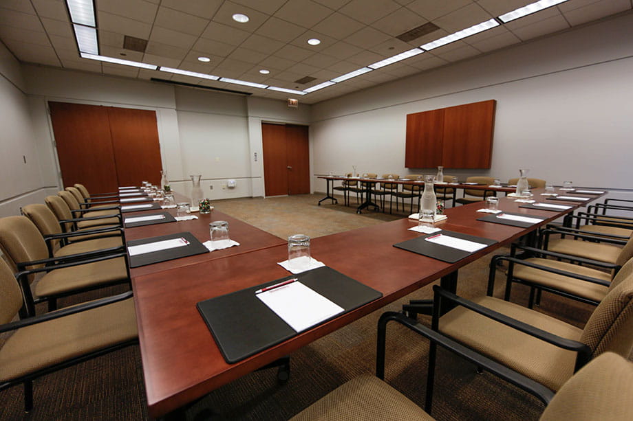 Small Conference Room Furniture