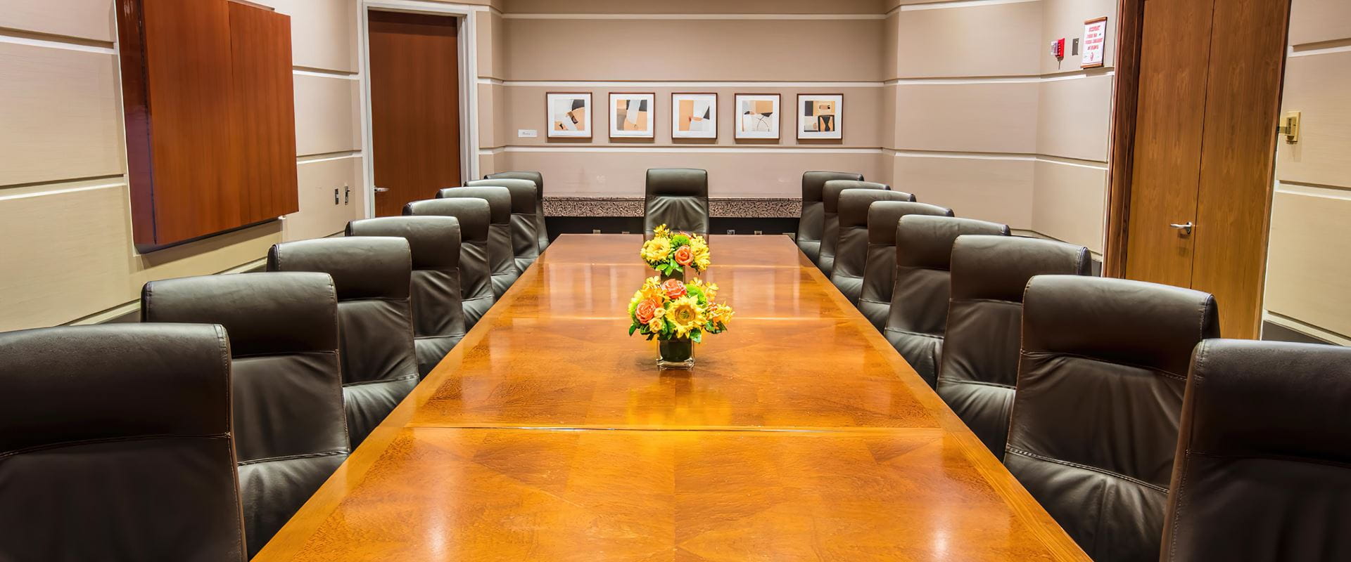 Large Executive Boardrooms - Gleacher Center