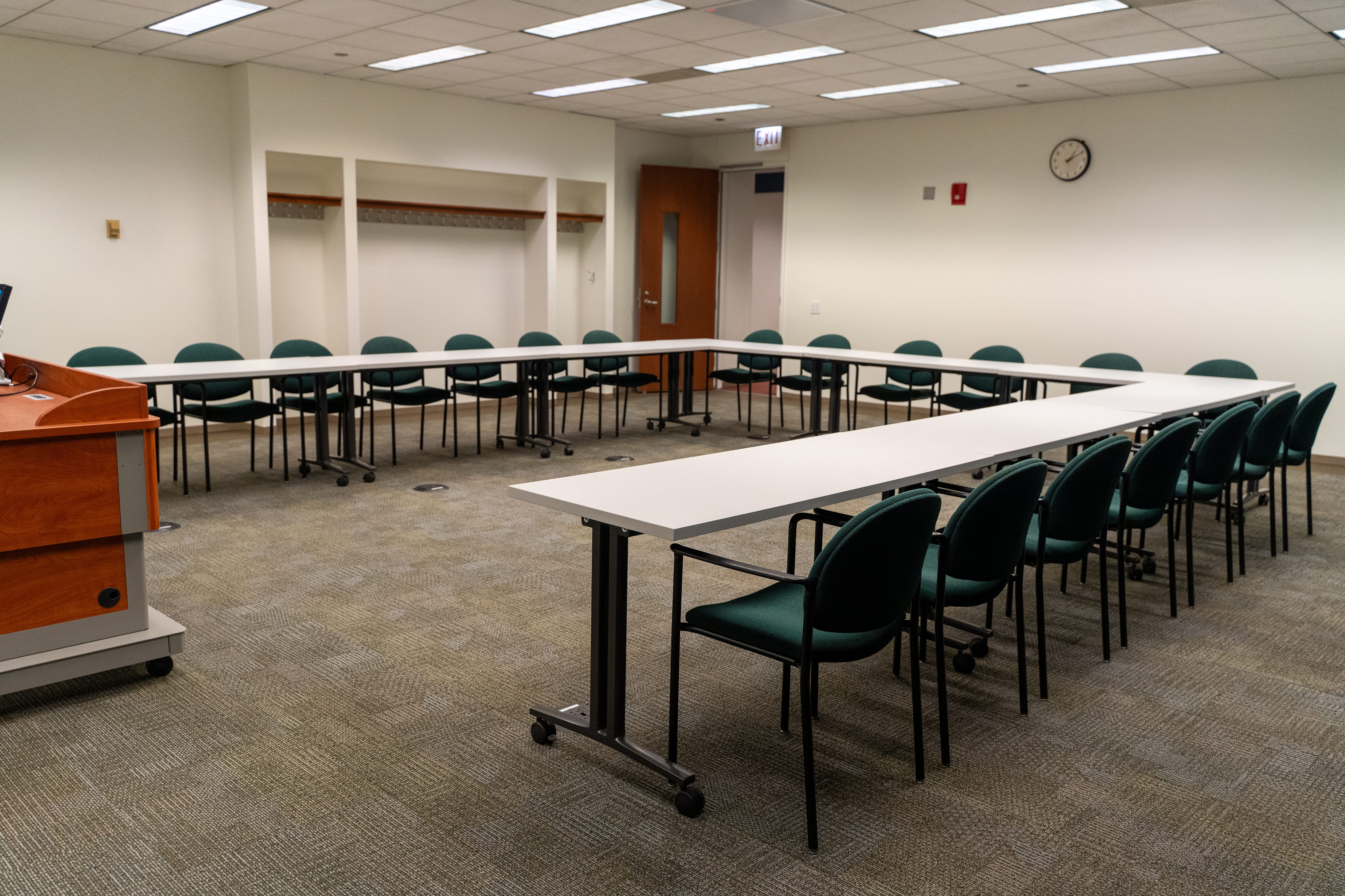 Executive Meeting Rooms - Gleacher Center